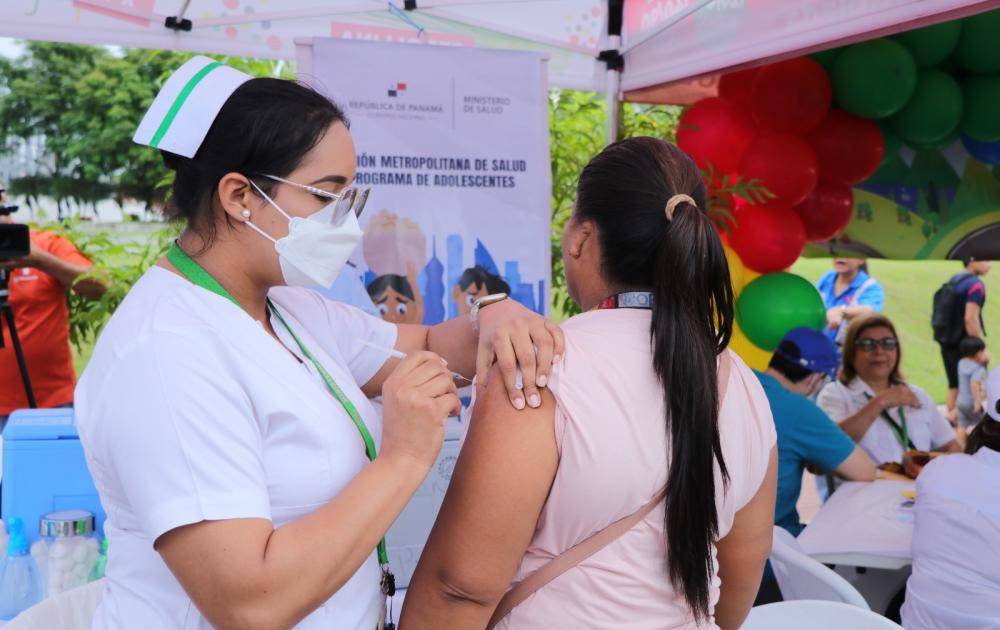 Programa de inmunización ha aplicado más de 100 mil vacunas contra la ...
