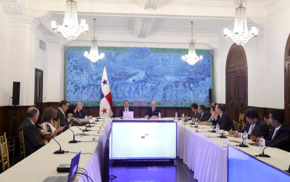 Comisión redactora del Código Procesal Contencioso Administrativo ...