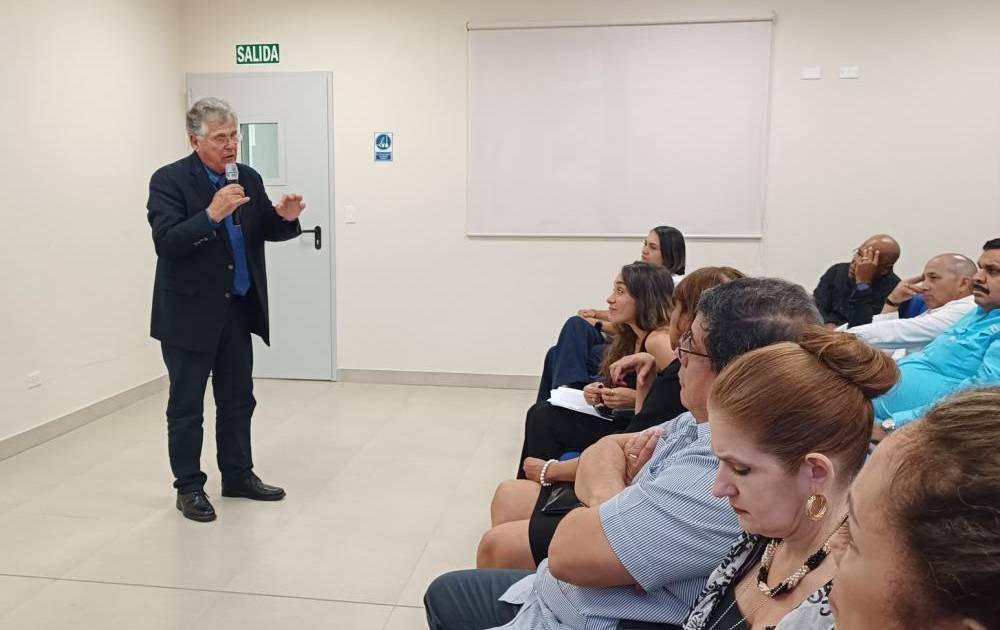 Experto en agua de Israel brinda alternativas a Panamá para el manejo ...