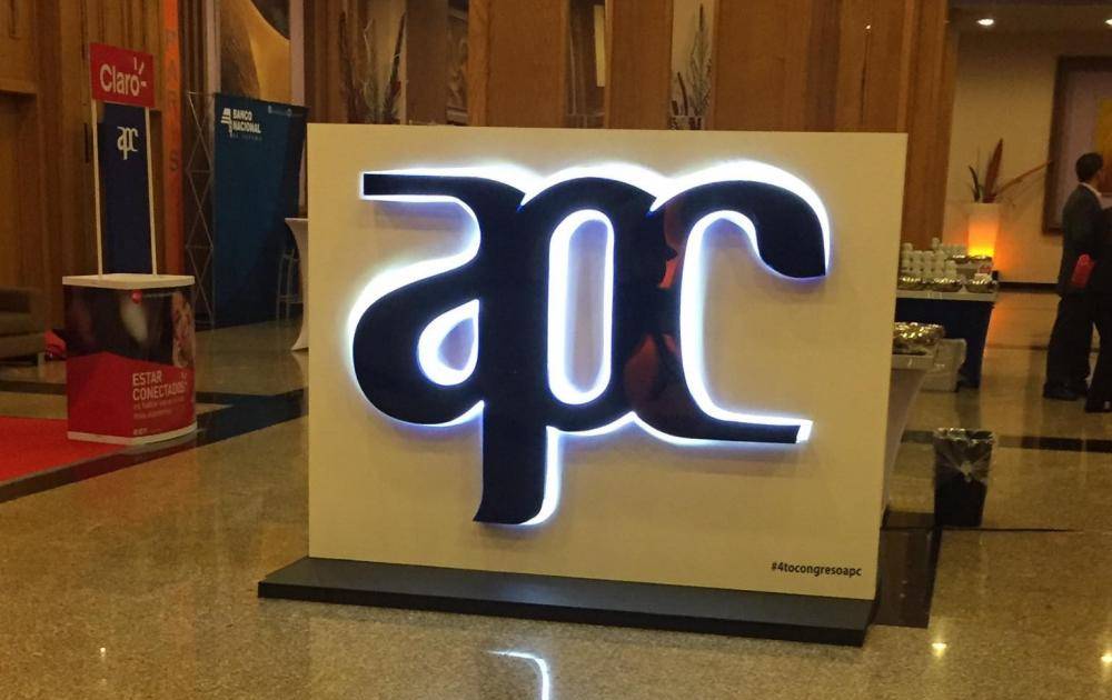 La multinacional Experian adquiere una participación mayoritaria de APC ...