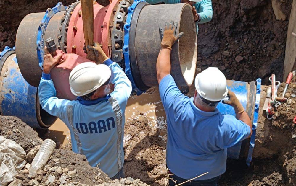 El IDAAN anuncia que Proyectos Especiales trabaja sobre una línea de 16 ...