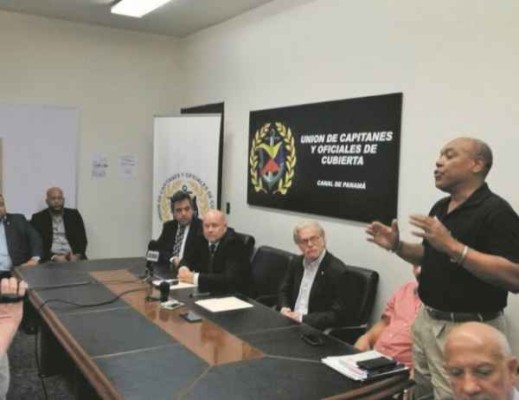 UCOC firma alianza estratégica por posible amenaza de privatización
