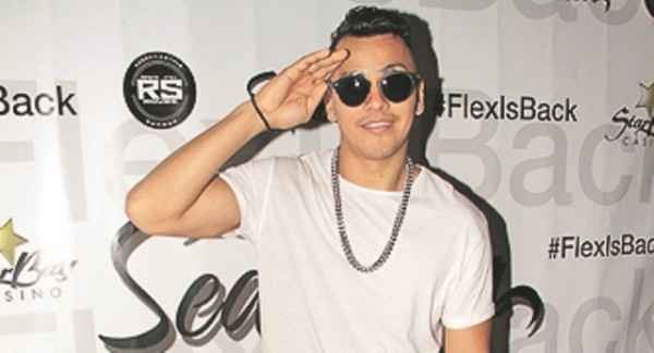 El cantante Flex estrena reguetón junto al trío venezolano Súper Banda