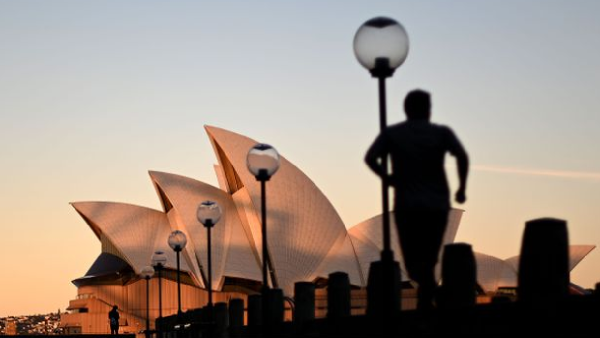 Multada una marca de ropa australiana por sus prendas "antivirus"