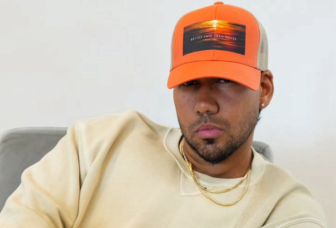 Romeo Santos anuncia nuevo álbum “Better Late Than Never” con un reel ...