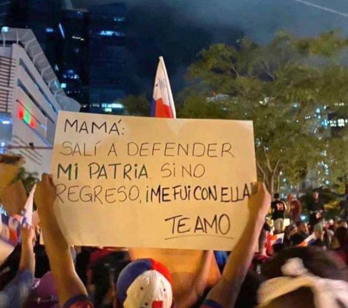 Las palabras soeces irrumpen en las protestas