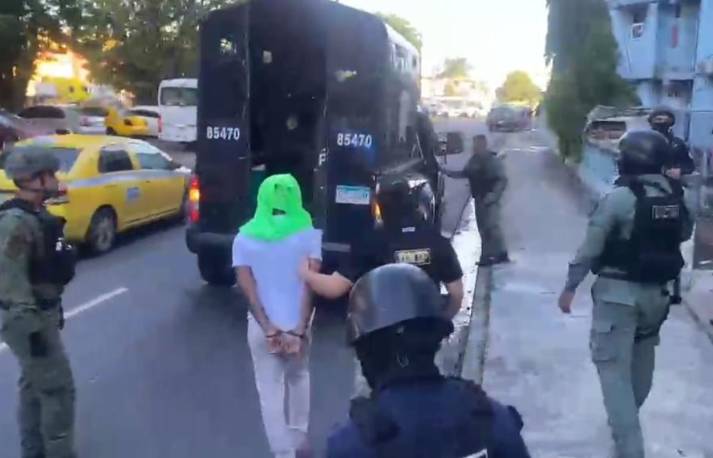 Capturan a 13 presuntos pandilleros durante operativo en Colón