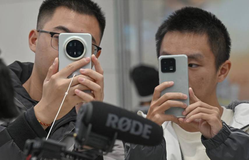 Huawei lanza su primer “smartphone” con sistema operativo propio