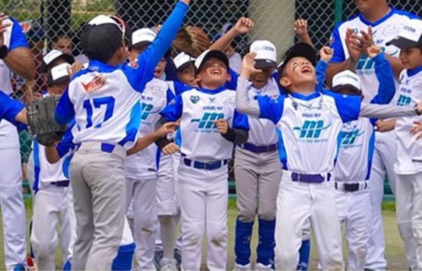 Inaugura sexta edición de la Mini League