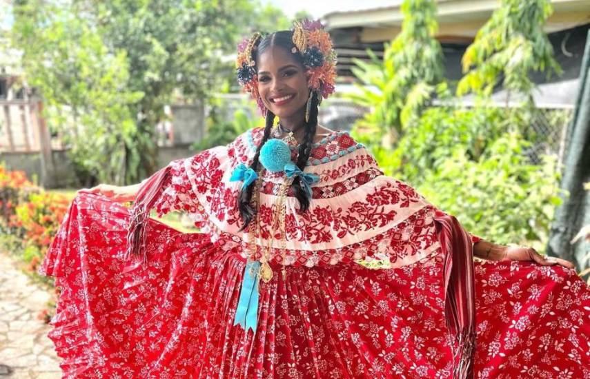 ¡Se lucen en el Desfile de las Mil Polleras!